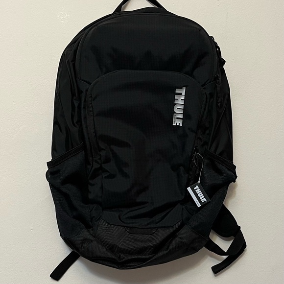 Thule | Bags | Thule Black Achiever 5 Laptop Computer 24l Nylon ...